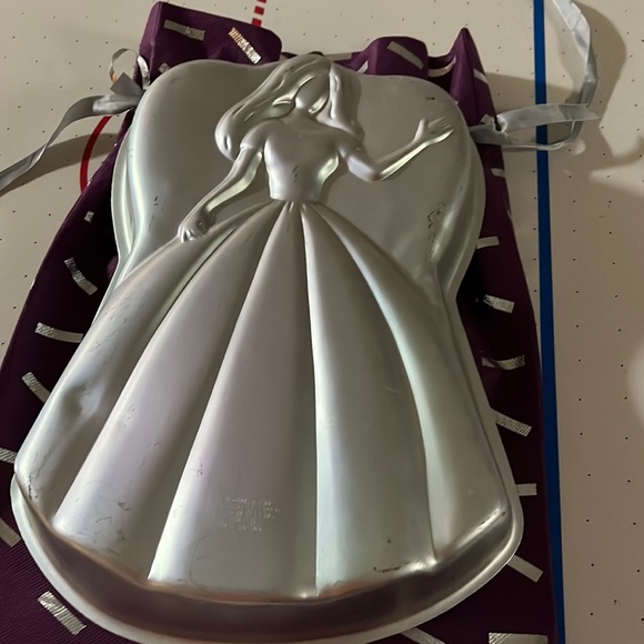 Wilton | Kitchen | Barbie Princess Cake Pan | Poshmark